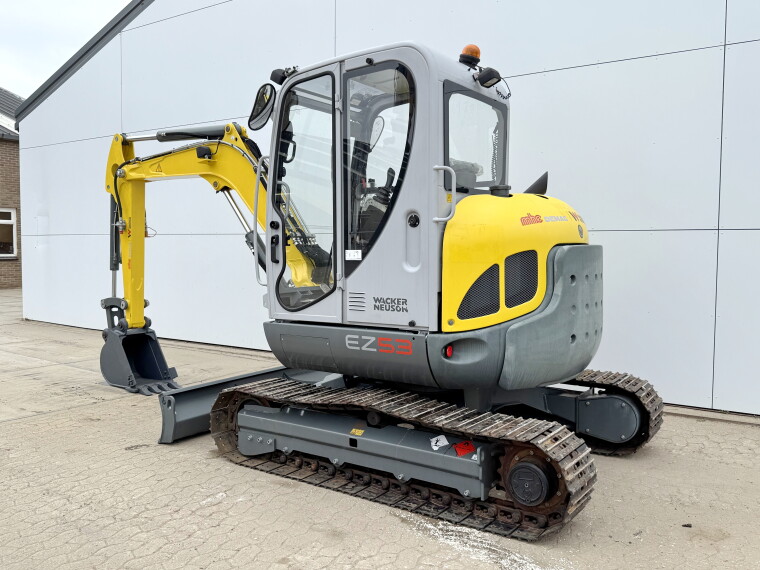 Wacker Neuson EZ53 Zero Tail Kettenbagger | Boss Machinery